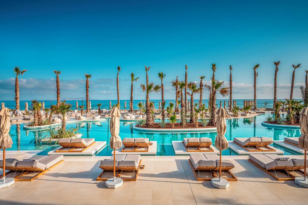 Stella Blue Seaside Resort, Analipsis – Beachfront Bliss